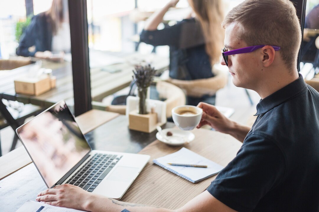 Finding Work Abroad in Sweden - English Teacher Online