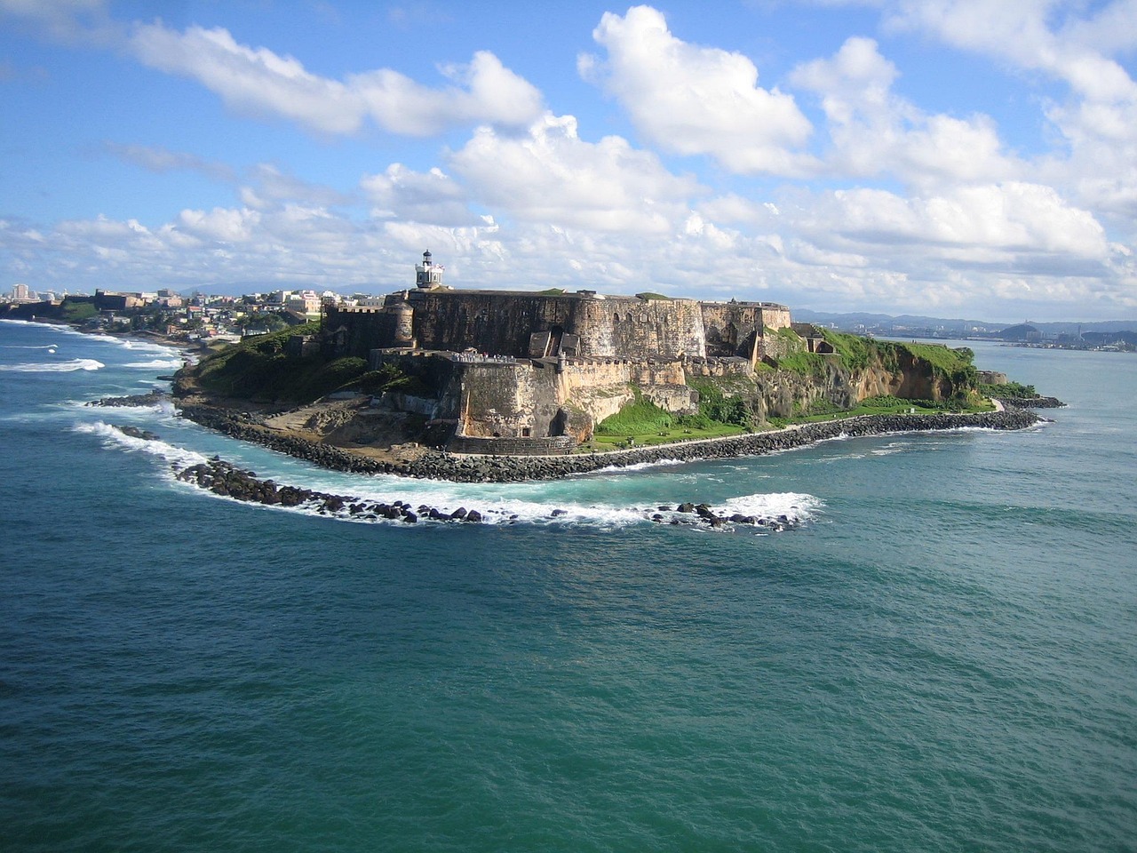 Working Abroad in Puerto Rico - English Teacher Online